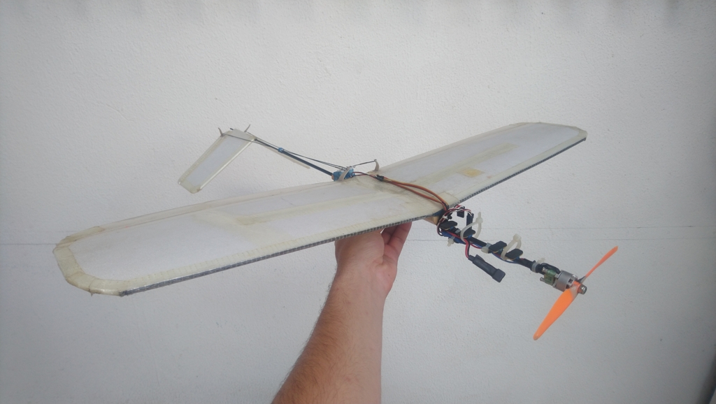 AR-1 Combined aileron and flap mixing with elevons | RCmags